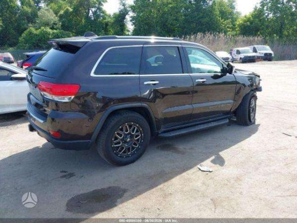 Brūns Jeep Grand Cherokee 2017 Šauļi, ar dzinēja tilpumu 3.60 L un nobraukumu 246 tūkst. km par 9400 €, foto 7 vietnē AUTOMOTO.COM.LV