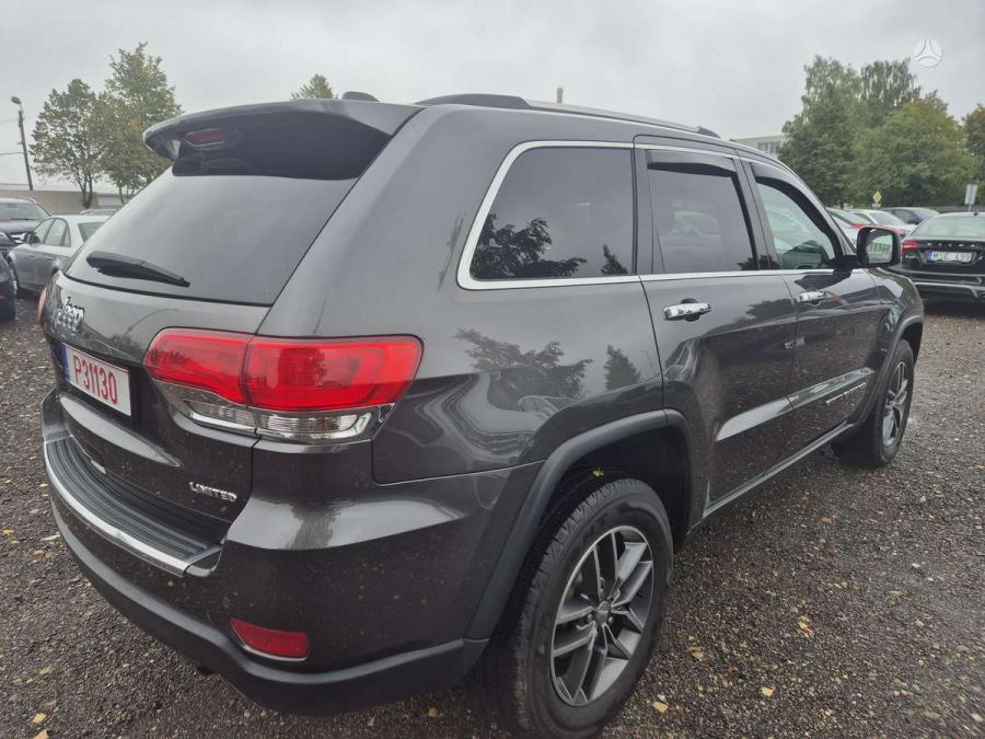 Brūns Jeep Grand Cherokee 2017 Šauļi, ar dzinēja tilpumu 3.60 L un nobraukumu 238 tūkst. km par 15700 €, foto 5 vietnē AUTOMOTO.COM.LV