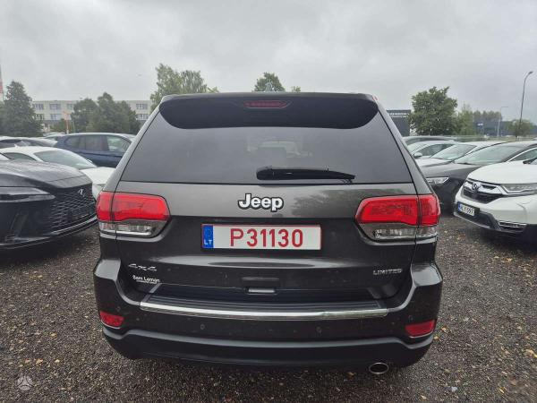 Brūns Jeep Grand Cherokee 2017 Šauļi, ar dzinēja tilpumu 3.60 L un nobraukumu 238 tūkst. km par 15700 €, foto 6 vietnē AUTOMOTO.COM.LV