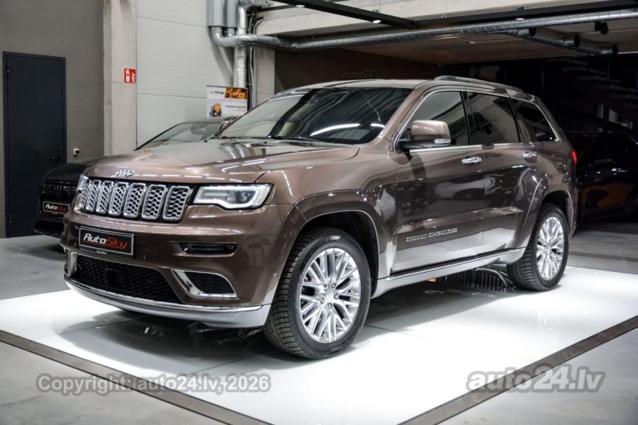 Brown Jeep Grand Cherokee 2018 in Tallinn, with an engine capacity of 3.00 L and mileage of 150 thousand km for 24000 €, photo 3 on AUTOMOTO.COM.LV
