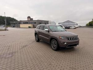 Brown Jeep Grand Cherokee 2020 in Klaipeda, with an engine capacity of 3.60 L and mileage of 104 thousand km for 19000 €, photo 4 on AUTOMOTO.COM.LV