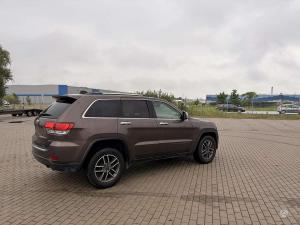 Brown Jeep Grand Cherokee 2020 in Klaipeda, with an engine capacity of 3.60 L and mileage of 104 thousand km for 19000 €, photo 7 on AUTOMOTO.COM.LV