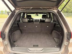 Brown Jeep Grand Cherokee 2020 in Klaipeda, with an engine capacity of 3.60 L and mileage of 104 thousand km for 19000 €, photo 9 on AUTOMOTO.COM.LV