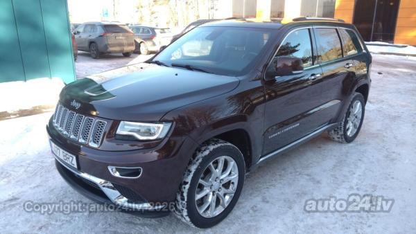 Brūns Jeep Grand Cherokee 2016 Tallina, ar dzinēja tilpumu 3.00 L un nobraukumu 334 tūkst. km par 14880 €, foto 1 vietnē AUTOMOTO.COM.LV