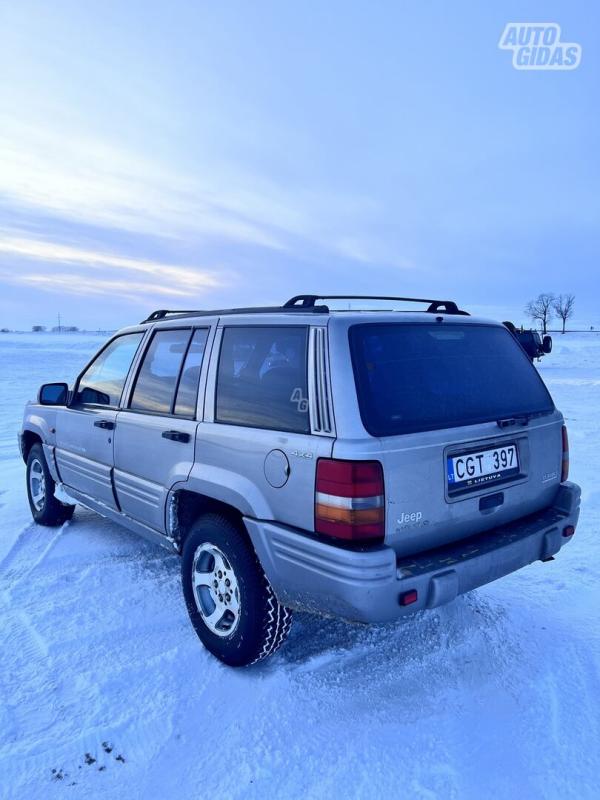 Jeep Grand Cherokee 1997 Šilutė, ar dzinēja tilpumu 2.50 L un nobraukumu 268 tūkst. km par 1850 €, foto 1 vietnē AUTOMOTO.COM.LV