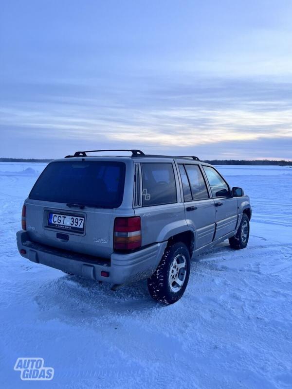 Jeep Grand Cherokee 1997 Šilutė, ar dzinēja tilpumu 2.50 L un nobraukumu 268 tūkst. km par 1850 €, foto 2 vietnē AUTOMOTO.COM.LV