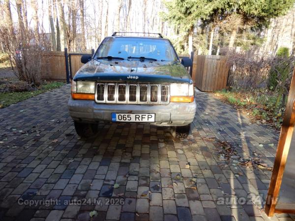 Jeep Grand Cherokee 1997 in Tallinn on AUTOMOTO.COM.LV Jeep Grand Cherokee 1997 in Tallinn, with an engine capacity of 4.00 L and mileage of 245 thousand km for 1200 €, photo 1 on AUTOMOTO.COM.LV