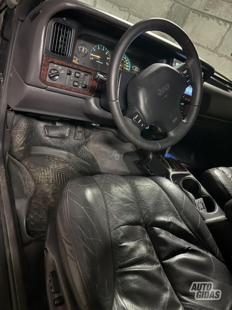 Jeep Grand Cherokee 1998 Viļņa, ar dzinēja tilpumu 5.90 L un nobraukumu 300 tūkst. km par 8000 €, foto 11 vietnē AUTOMOTO.COM.LV