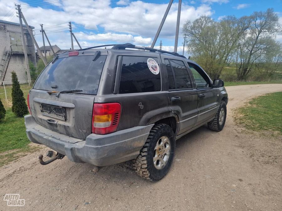 Jeep Grand Cherokee 1999 Alīta, ar dzinēja tilpumu 4.00 L un nobraukumu 240 tūkst. km par 1550 €, foto 4 vietnē AUTOMOTO.COM.LV