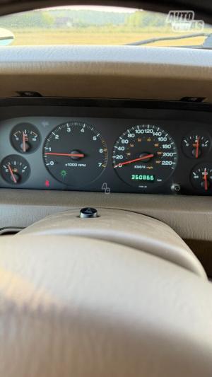 Jeep Grand Cherokee 1999 Viļņa, ar dzinēja tilpumu 4.70 L un nobraukumu 361 tūkst. km par 2650 €, foto 10 vietnē AUTOMOTO.COM.LV