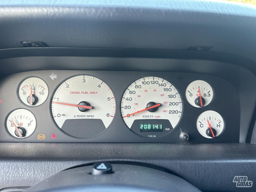 Jeep Grand Cherokee 2001 Prienai, ar dzinēja tilpumu 3.10 L un nobraukumu 208 tūkst. km par 2550 €, foto 10 vietnē AUTOMOTO.COM.LV