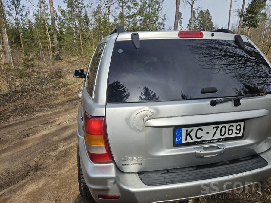 Jeep Grand Cherokee 2003 Valka, ar dzinēja tilpumu 2.70 L un nobraukumu 305 tūkst. km par 2700 €, foto 5 vietnē AUTOMOTO.COM.LV