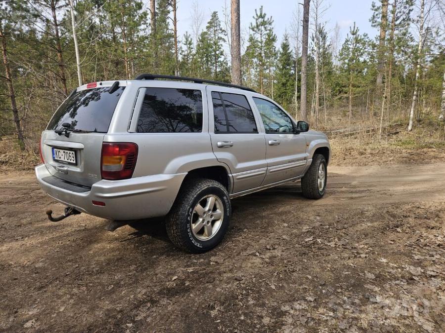 Jeep Grand Cherokee 2003 Valka, ar dzinēja tilpumu 2.70 L un nobraukumu 305 tūkst. km par 2700 €, foto 7 vietnē AUTOMOTO.COM.LV