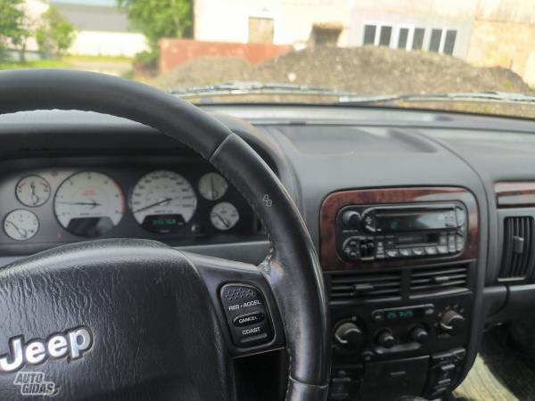 Jeep Grand Cherokee 2003 in Telschi, with an engine capacity of 2.70 L and mileage of 320 thousand km for 2600 €, photo 9 on AUTOMOTO.COM.LV