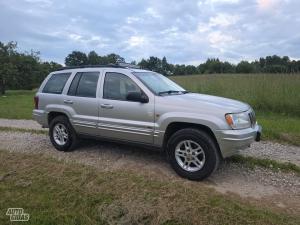 Jeep Grand Cherokee 2003 in Moletai, with an engine capacity of 2.70 L and mileage of 479 thousand km for 2600 €, photo 3 on AUTOMOTO.COM.LV