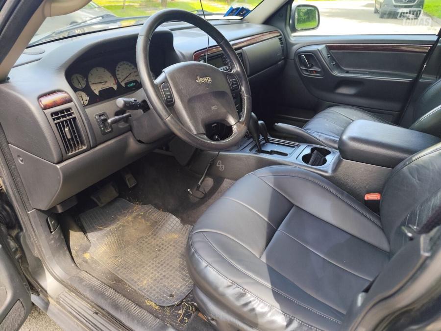 Jeep Grand Cherokee 2003 in Utena, with an engine capacity of 2.70 L and mileage of 189 thousand km for 4350 €, photo 15 on AUTOMOTO.COM.LV