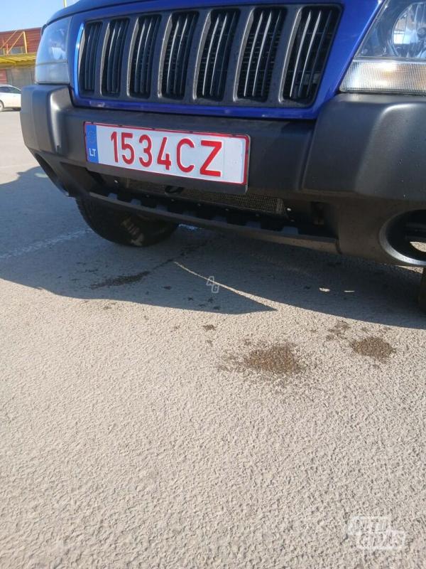 Jeep Grand Cherokee 2004 Mažeikiai, ar dzinēja tilpumu 4.00 L un nobraukumu 170 tūkst. km par 5000 €, foto 6 vietnē AUTOMOTO.COM.LV