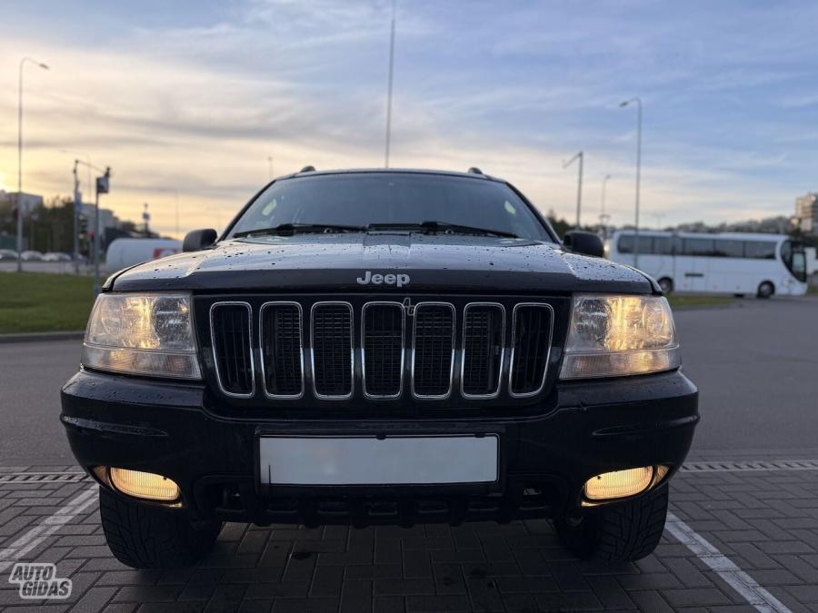 Jeep Grand Cherokee 2004 Viļņa, ar dzinēja tilpumu 2.70 L un nobraukumu 331 tūkst. km par 2700 €, foto 1 vietnē AUTOMOTO.COM.LV