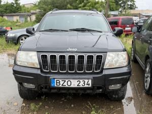 Jeep Grand Cherokee 2004 in Siauliai, with an engine capacity of 4.00 L and mileage of 223 thousand km for 1250 €, photo 4 on AUTOMOTO.COM.LV