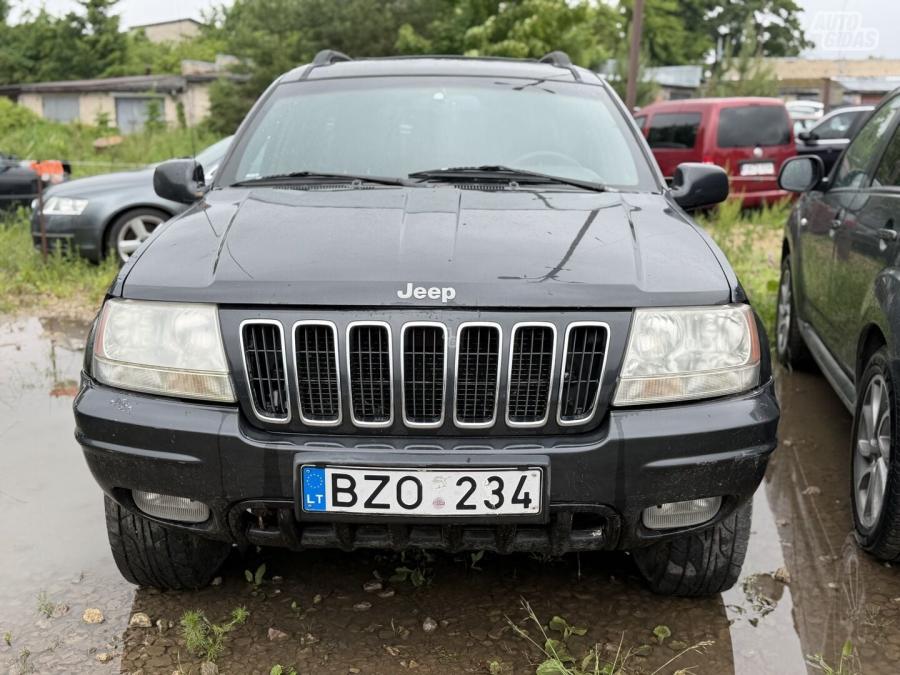 Jeep Grand Cherokee 2004 in Siauliai, with an engine capacity of 4.00 L and mileage of 223 thousand km for 1250 €, photo 4 on AUTOMOTO.COM.LV