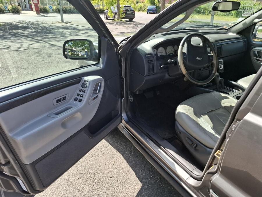 Jeep Grand Cherokee 2004 in Kaunas, with an engine capacity of 2.70 L and mileage of 360 thousand km for 4300 €, photo 12 on AUTOMOTO.COM.LV