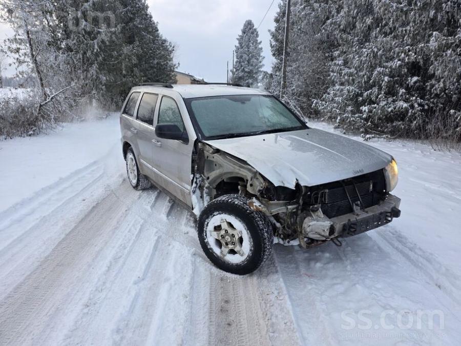 Джип Гранд Чероки 2005 в Рига, объемом двигателя 3.00 л и пробегом 337 тыс. км за 1950 €, фото 5 на AUTOMOTO.COM.LV