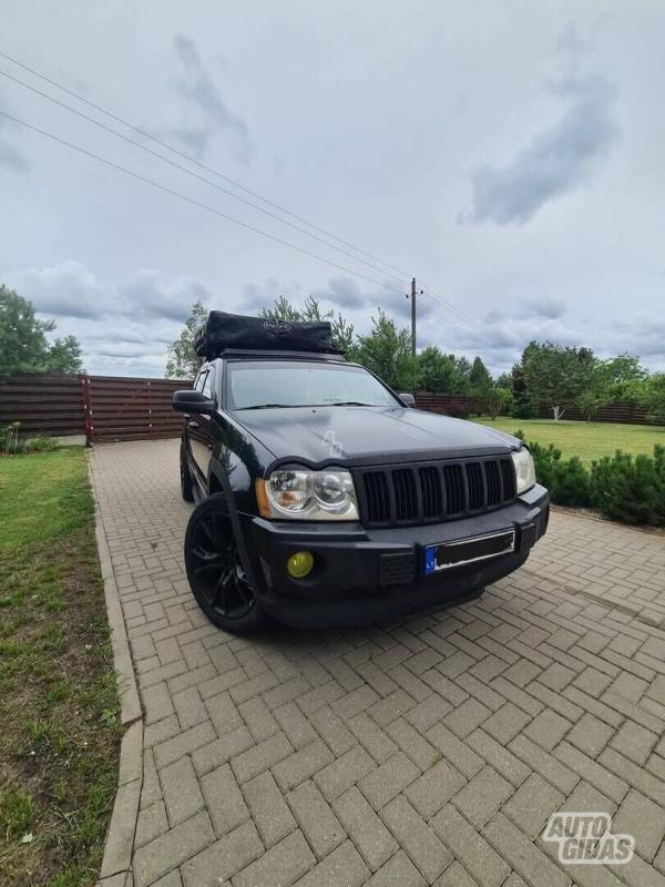 Jeep Grand Cherokee 2005 Viļņa, ar dzinēja tilpumu 3.00 L un nobraukumu 286 tūkst. km par 6999 €, foto 2 vietnē AUTOMOTO.COM.LV