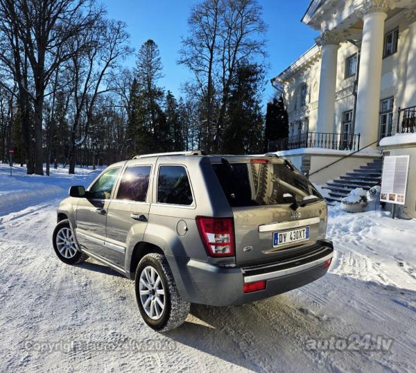 Jeep Grand Cherokee 2006 in Tallinn, with an engine capacity of 3.00 L and mileage of 249 thousand km for 6980 €, photo 11 on AUTOMOTO.COM.LV