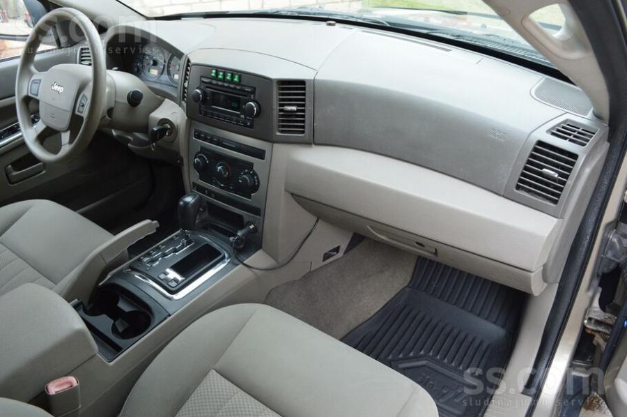 Jeep Grand Cherokee 2006 Preiļi, ar dzinēja tilpumu 4.70 L un nobraukumu 207 tūkst. km par 8750 €, foto 18 vietnē AUTOMOTO.COM.LV