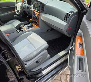 Jeep Grand Cherokee 2006 Tallina, ar dzinēja tilpumu 3.00 L un nobraukumu 288 tūkst. km par 7190 €, foto 6 vietnē AUTOMOTO.COM.LV