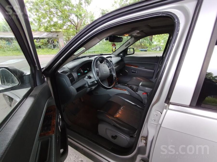 Jeep Grand Cherokee 2007 Rīga, ar dzinēja tilpumu 3.00 L un nobraukumu 242 tūkst. km par 6200 €, foto 7 vietnē AUTOMOTO.COM.LV