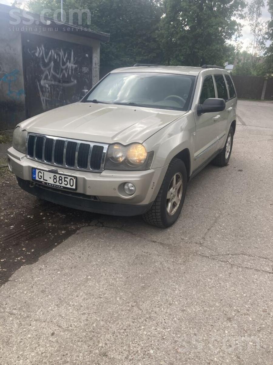 Jeep Grand Cherokee 2007 in Riga, with an engine capacity of 5.70 L and mileage of 329 thousand km for 4000 €, photo 1 on AUTOMOTO.COM.LV