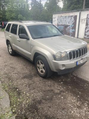 Jeep Grand Cherokee 2007 in Riga, with an engine capacity of 5.70 L and mileage of 329 thousand km for 4000 €, photo 3 on AUTOMOTO.COM.LV