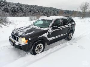 Jeep Grand Cherokee 2007 in Vilnius, with an engine capacity of 5.70 L and mileage of 290 thousand km for 2900 €, photo  on AUTOMOTO.COM.LV