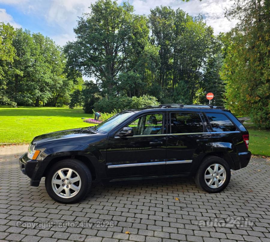 Jeep Grand Cherokee 2007 in Tallinn, with an engine capacity of 3.00 L and mileage of 215 thousand km for 7280 €, photo 6 on AUTOMOTO.COM.LV