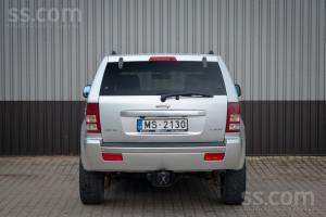 Jeep Grand Cherokee 2008 Talsi, ar dzinēja tilpumu 3.00 L un nobraukumu 345 tūkst. km par 4890 €, foto 5 vietnē AUTOMOTO.COM.LV
