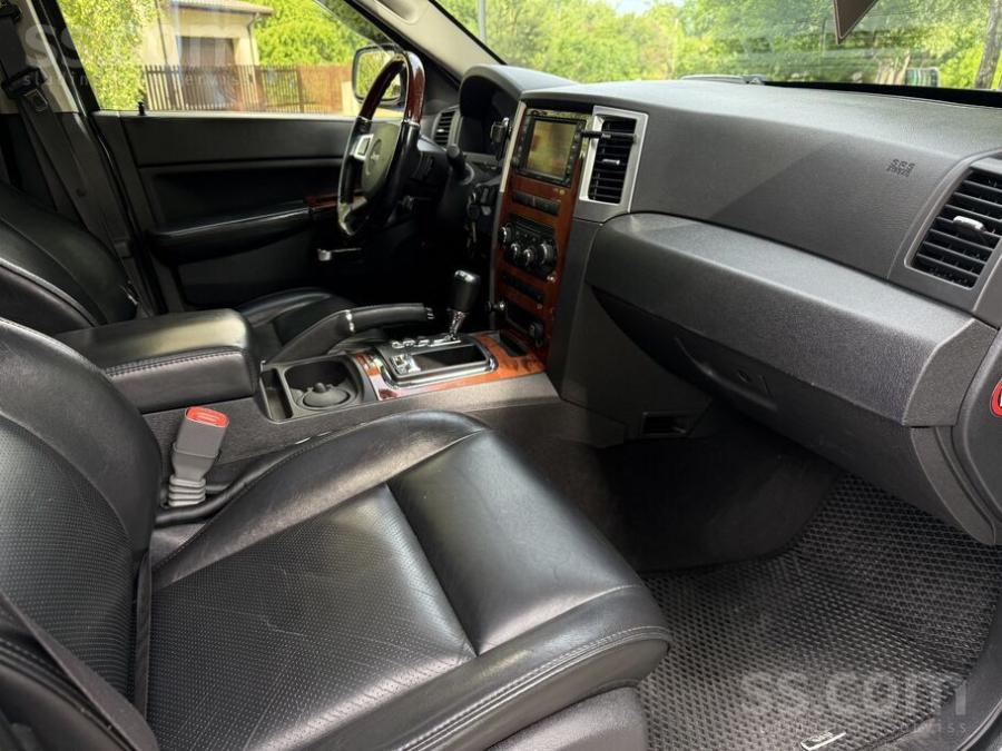 Jeep Grand Cherokee 2008 Rīga, ar dzinēja tilpumu 3.00 L un nobraukumu 273 tūkst. km par 4850 €, foto 14 vietnē AUTOMOTO.COM.LV