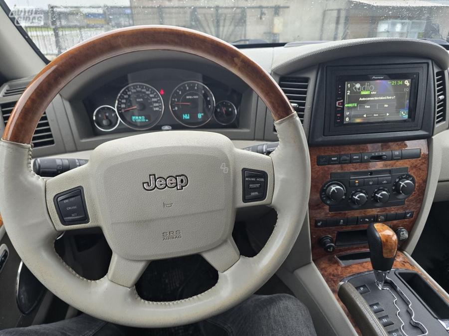Jeep Grand Cherokee 2008 in Siauliai, with an engine capacity of 3.00 L and mileage of 413 thousand km for 2899 €, photo 16 on AUTOMOTO.COM.LV