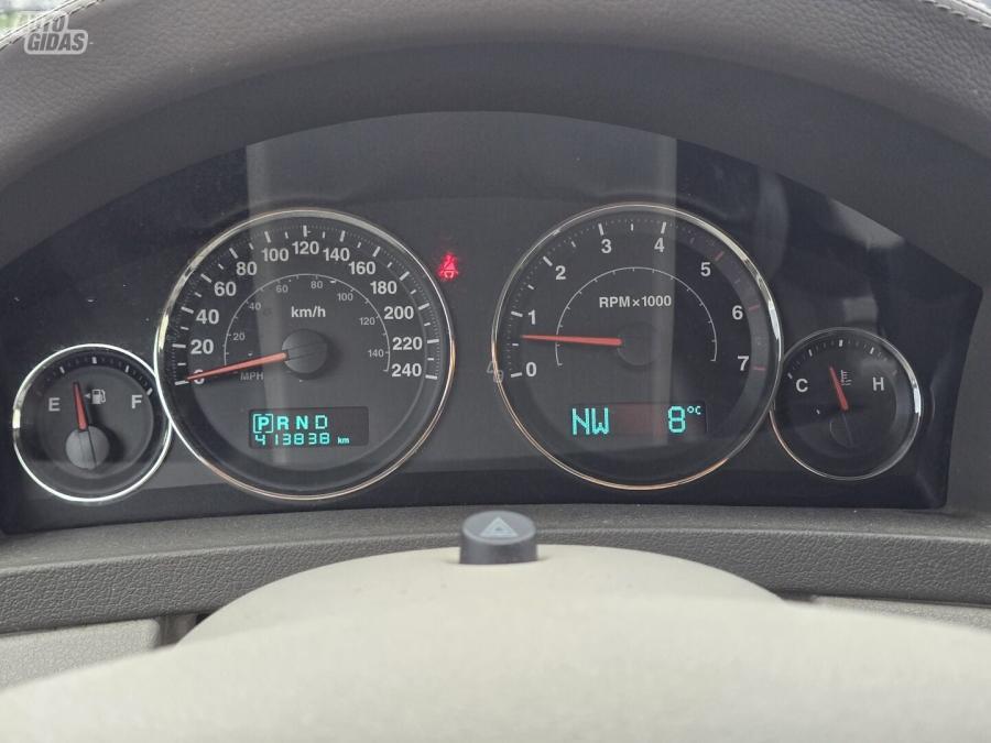 Jeep Grand Cherokee 2008 in Siauliai, with an engine capacity of 3.00 L and mileage of 413 thousand km for 2899 €, photo 24 on AUTOMOTO.COM.LV
