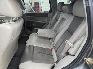 Jeep Grand Cherokee 2008 in Siauliai, with an engine capacity of 3.00 L and mileage of 413 thousand km for 2899 €, photo 8 on AUTOMOTO.COM.LV