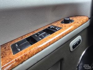 Jeep Grand Cherokee 2008 in Siauliai, with an engine capacity of 3.00 L and mileage of 413 thousand km for 2899 €, photo 15 on AUTOMOTO.COM.LV