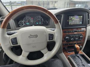 Jeep Grand Cherokee 2008 in Siauliai, with an engine capacity of 3.00 L and mileage of 413 thousand km for 2899 €, photo 17 on AUTOMOTO.COM.LV