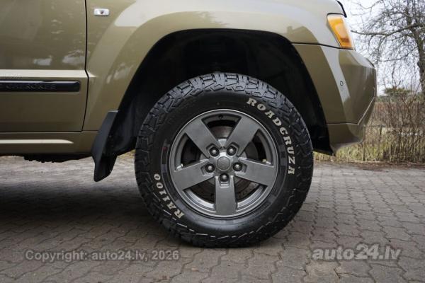 Jeep Grand Cherokee 2010 in Parnu, with an engine capacity of 3.00 L and mileage of 201 thousand km for 7900 €, photo 11 on AUTOMOTO.COM.LV