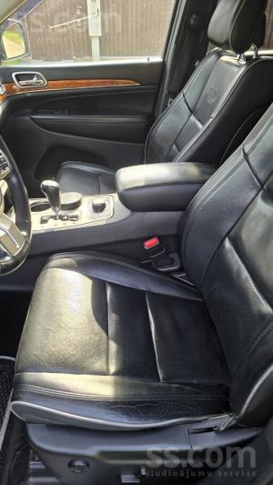 Jeep Grand Cherokee 2011 in Daugavpils, with an engine capacity of 3.60 L and mileage of 442 thousand km for 7900 €, photo 10 on AUTOMOTO.COM.LV