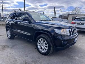 Jeep Grand Cherokee 2012 in Riga, with an engine capacity of 3.00 L and mileage of 177 thousand km for 10950 €, photo 4 on AUTOMOTO.COM.LV