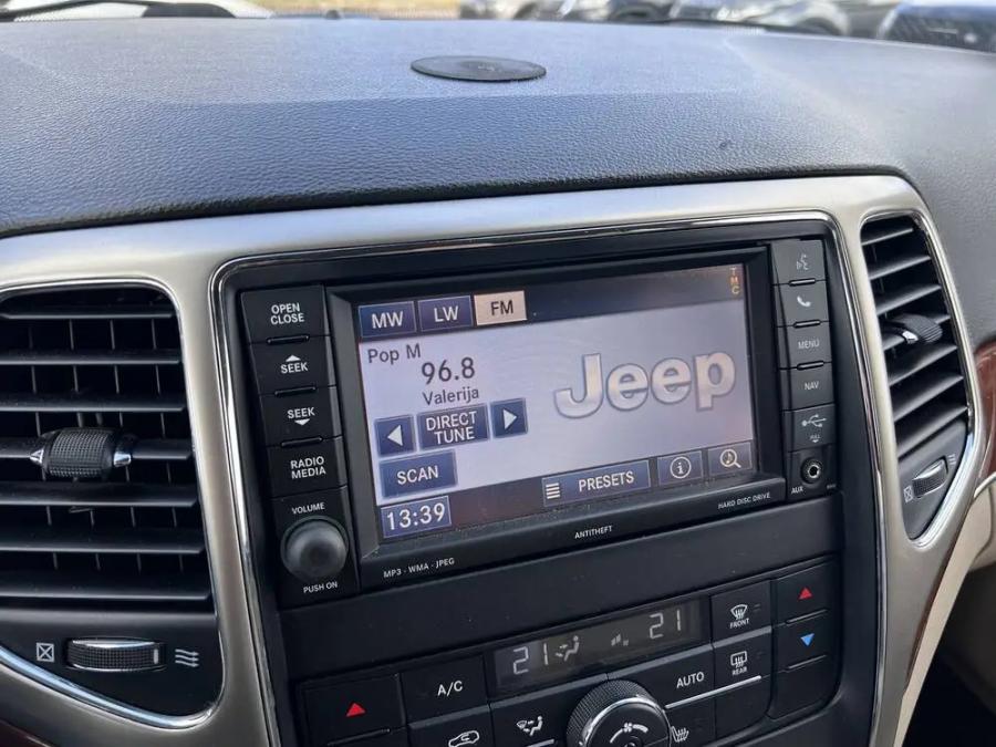 Jeep Grand Cherokee 2012 in Riga, with an engine capacity of 3.00 L and mileage of 177 thousand km for 10950 €, photo 17 on AUTOMOTO.COM.LV