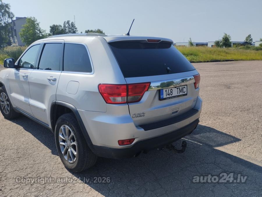Jeep Grand Cherokee 2012 in Tallinn, with an engine capacity of 3.00 L and mileage of 0 thousand km for 9000 €, photo 7 on AUTOMOTO.COM.LV