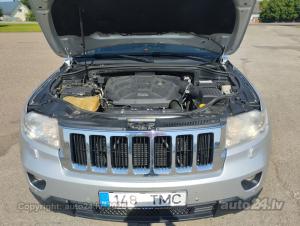 Jeep Grand Cherokee 2012 in Tallinn, with an engine capacity of 3.00 L and mileage of 0 thousand km for 9000 €, photo 9 on AUTOMOTO.COM.LV