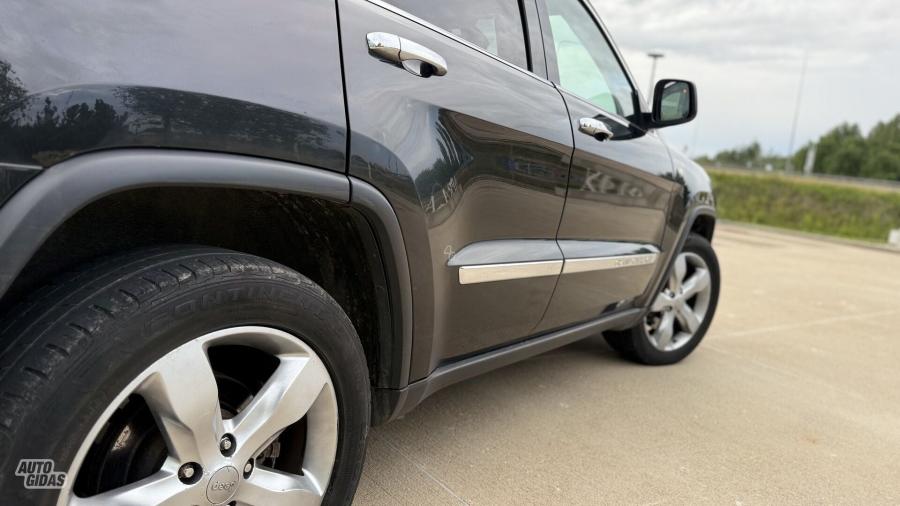 Jeep Grand Cherokee 2012 Viļņa, ar dzinēja tilpumu 3.00 L un nobraukumu 281 tūkst. km par 5450 €, foto 16 vietnē AUTOMOTO.COM.LV