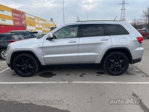 Jeep Grand Cherokee 2013 in Tallinn, with an engine capacity of 3.00 L and mileage of 0 thousand km for 9750 €, photo 2 on AUTOMOTO.COM.LV